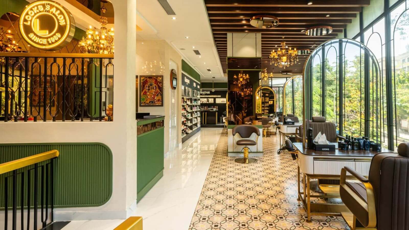 Looks Salon Leads the Way in Wedding Beauty - Professional Beauty India ...
