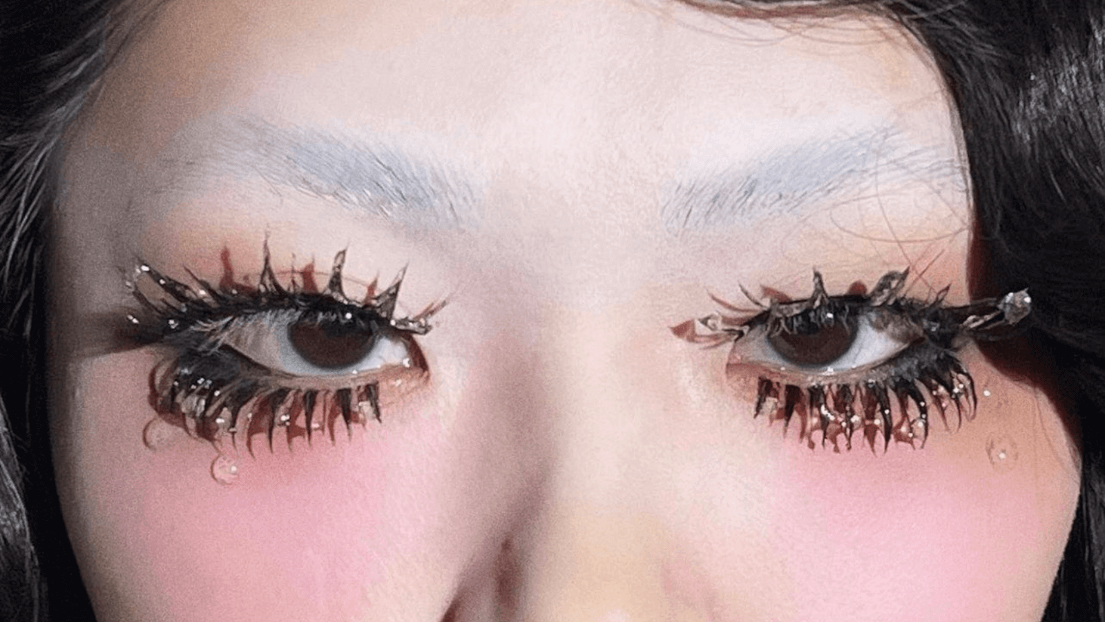 The Teardrop makeup: Japan is obsessing over hot melted glue ...